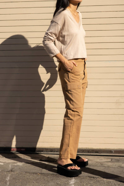 DSTLD Women's Daily V in Desert Sand | Bailey/44